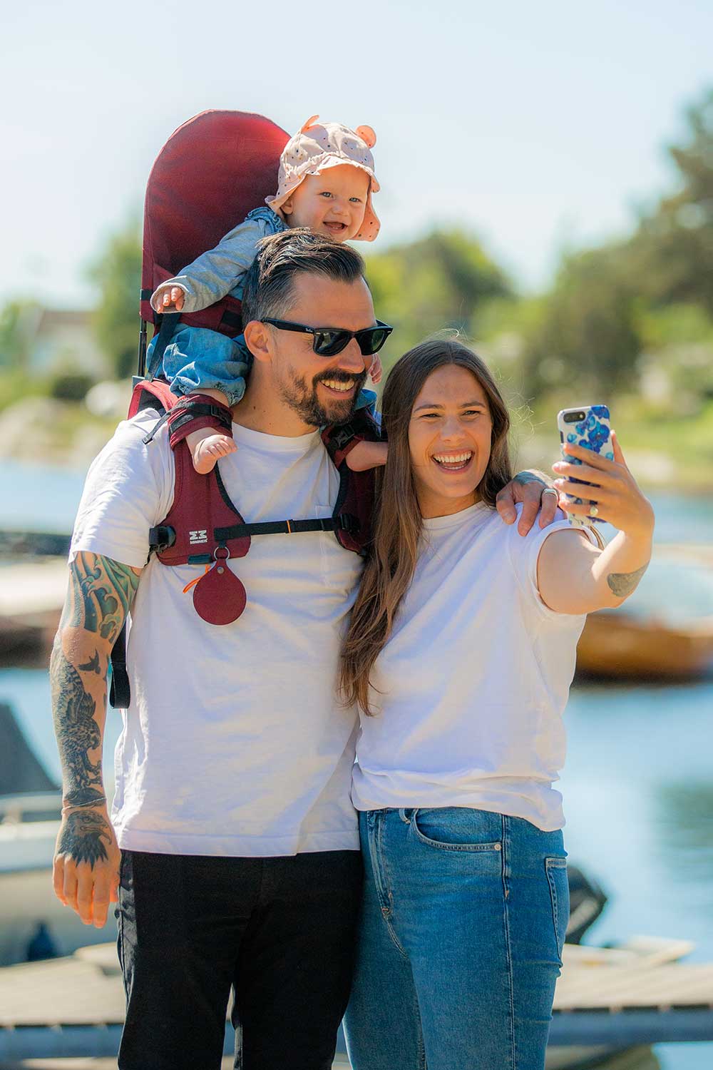 MiniMeis experience - MiniMeis carrier with a 9-month-old baby