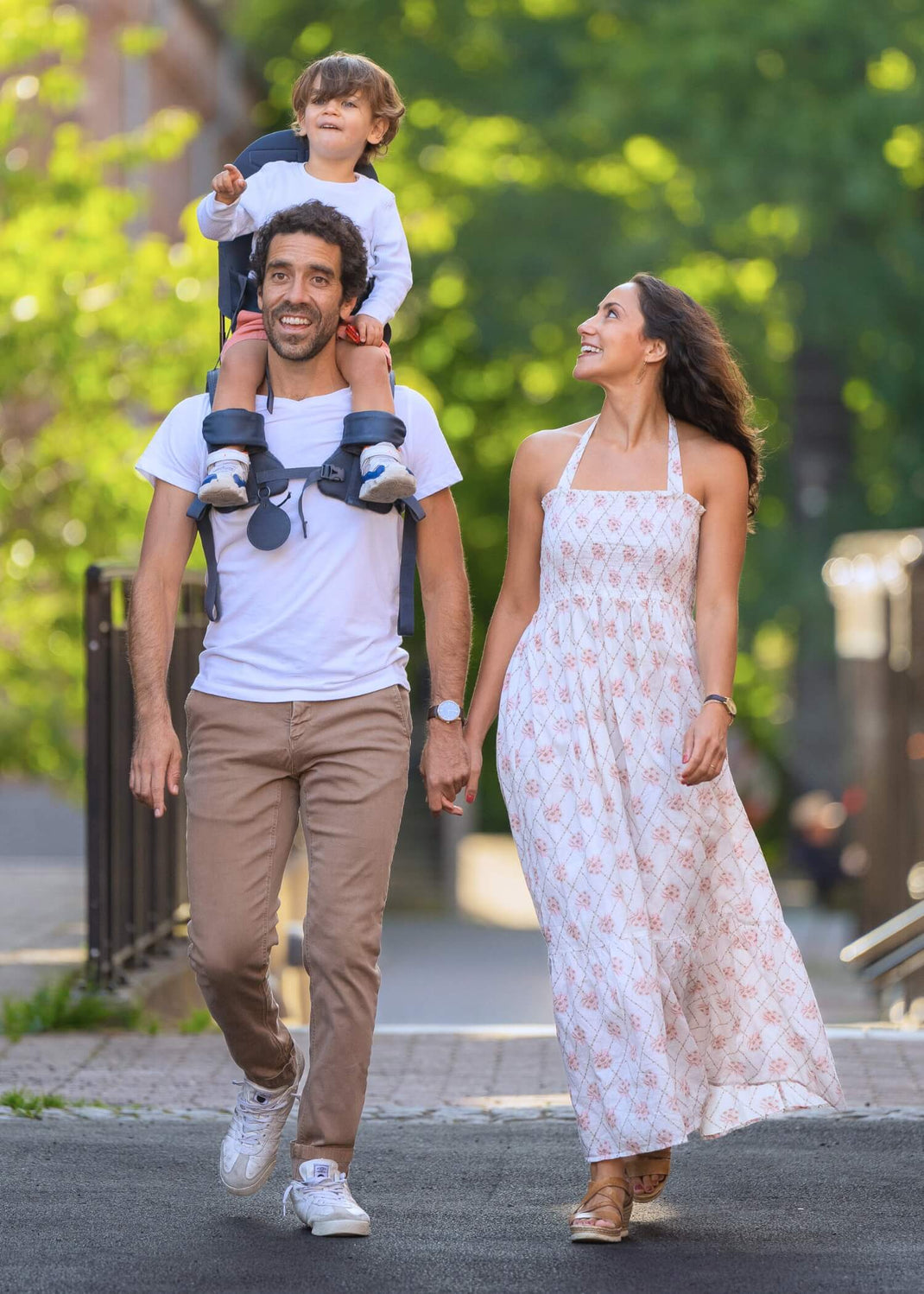 MiniMeis - Child shoulder carrier - From baby to 5 yrs old