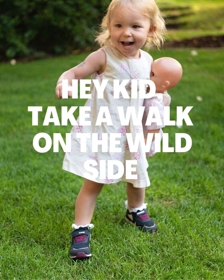 MiniMeis shoulder carrier - MiniMeis backpack - Gamechanger shoes