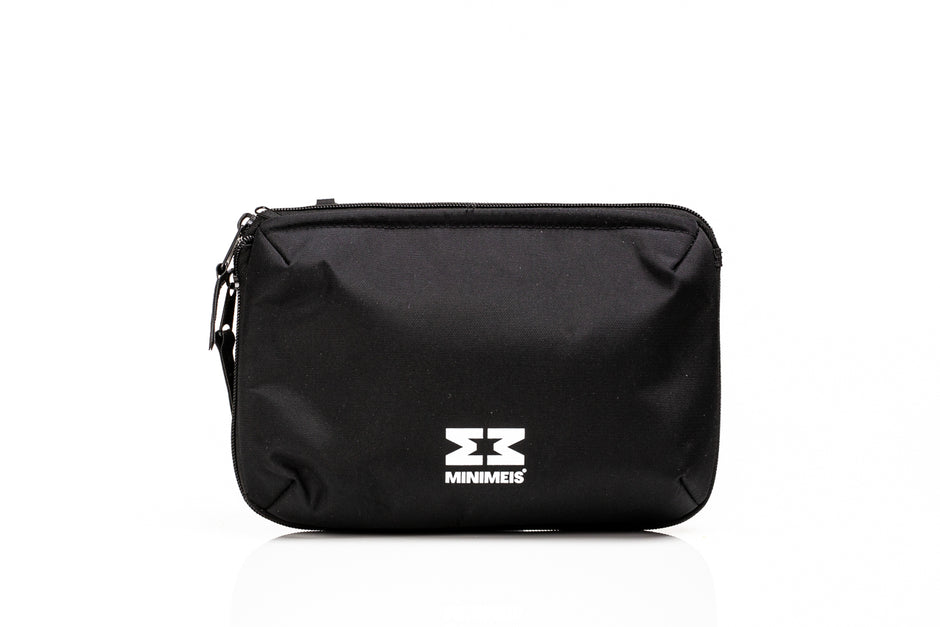 MiniMeis shoulder carrier - MiniMeis backpack - Gamechanger shoes