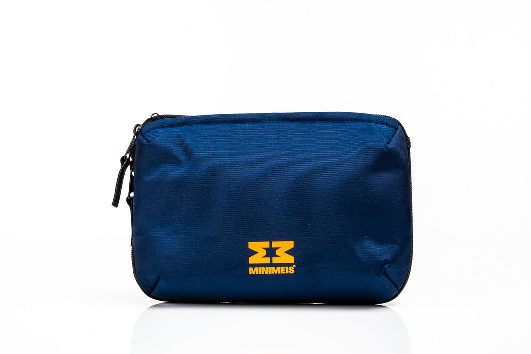 MiniMeis shoulder carrier - MiniMeis backpack - Gamechanger shoes